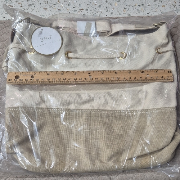 Perry Ellis | Bags | New Perry Ellis Beige And Tan Tote Bag | Poshmark